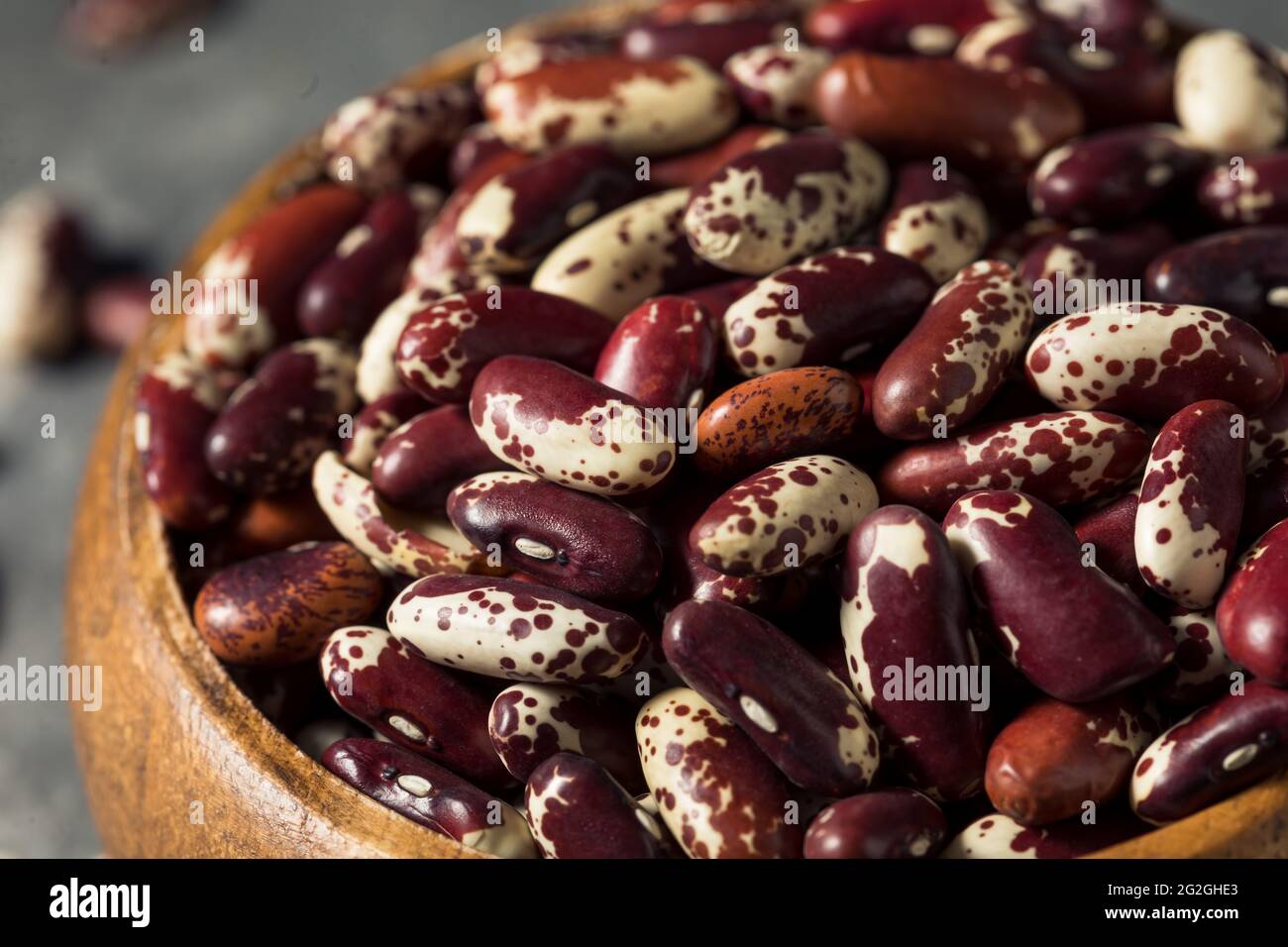 Raw Red Organic Cattle Kidney Beans in a Bowl Stock Photo - Alamy
