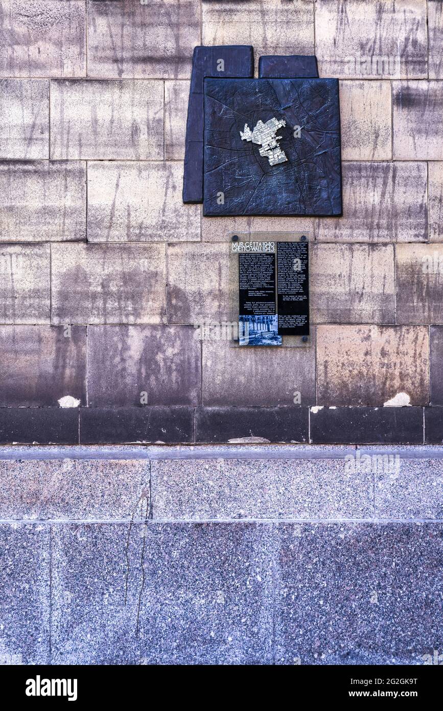 Plaque marking the perimeter of the Warsaw Ghetto during the German ...