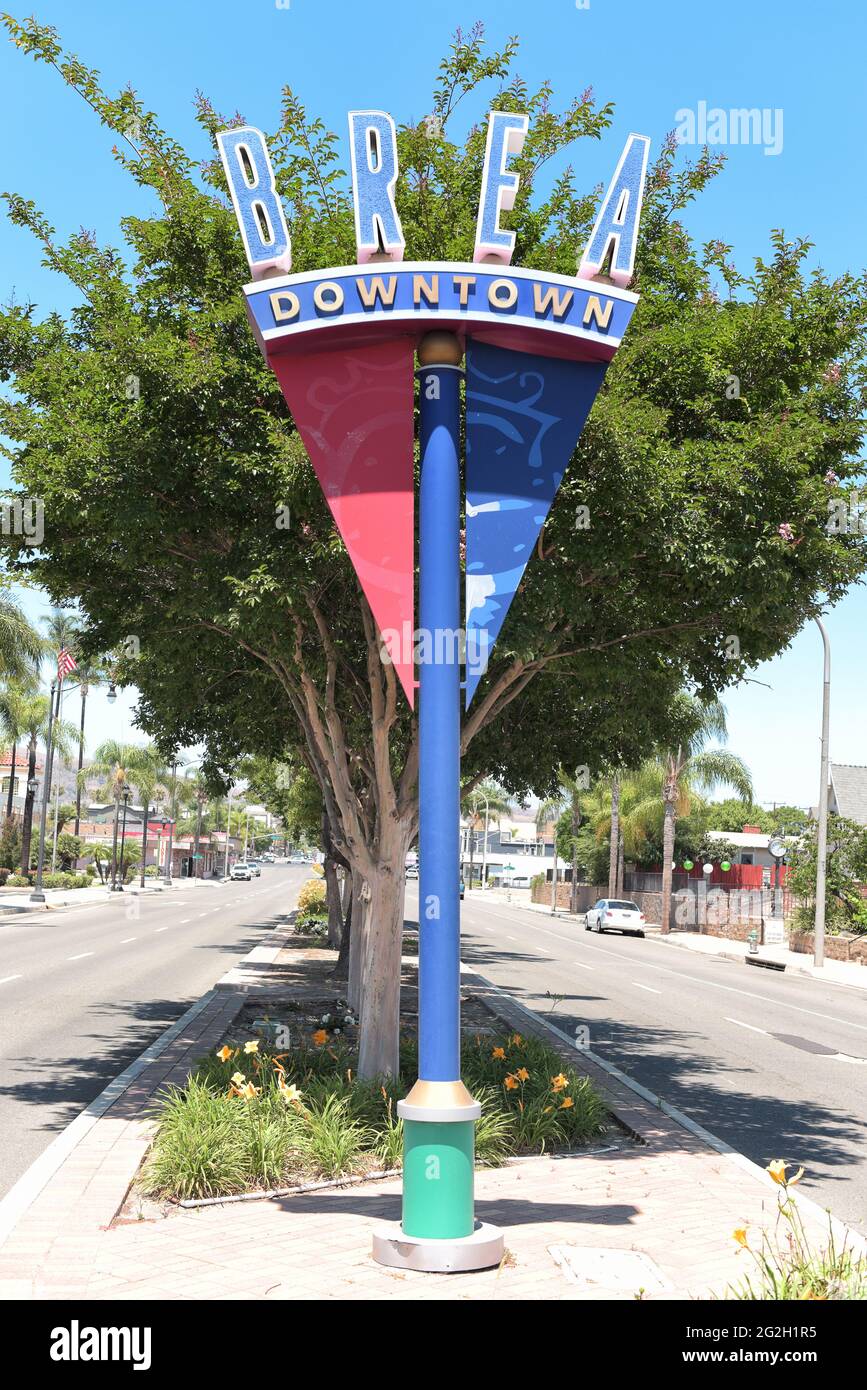 BREA, CALIFORNIA - 9 JUN 2021: Downtown Brea sign on Brea Boulevard ...