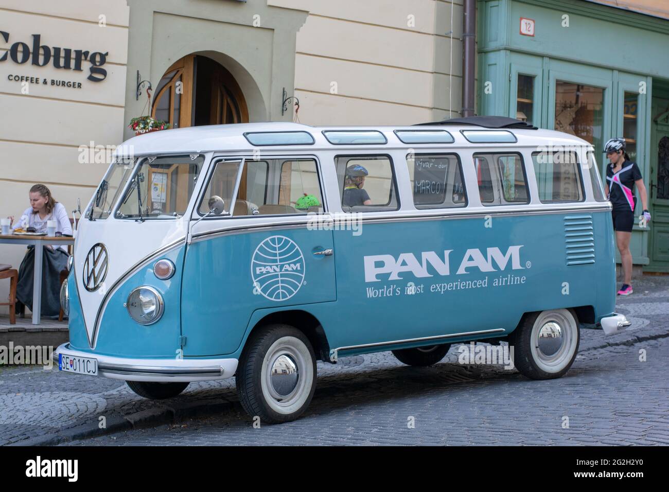 The volkswagen type 2 samba microbus hi-res stock photography and ...