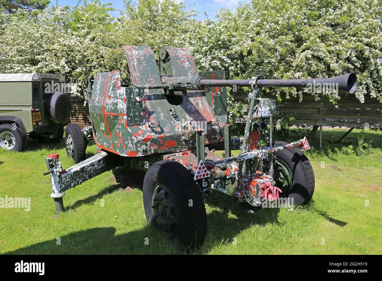 Bofors 40mm gun hi-res stock photography and images - Alamy