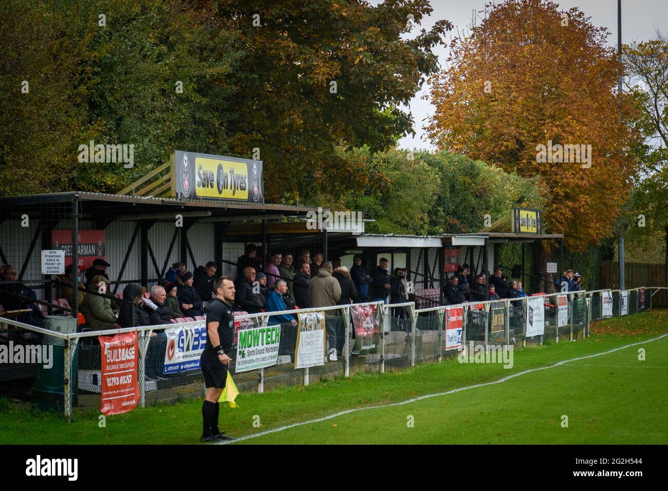 Highworth,England. 24 October 2020. The Pitching In Southern Football ...