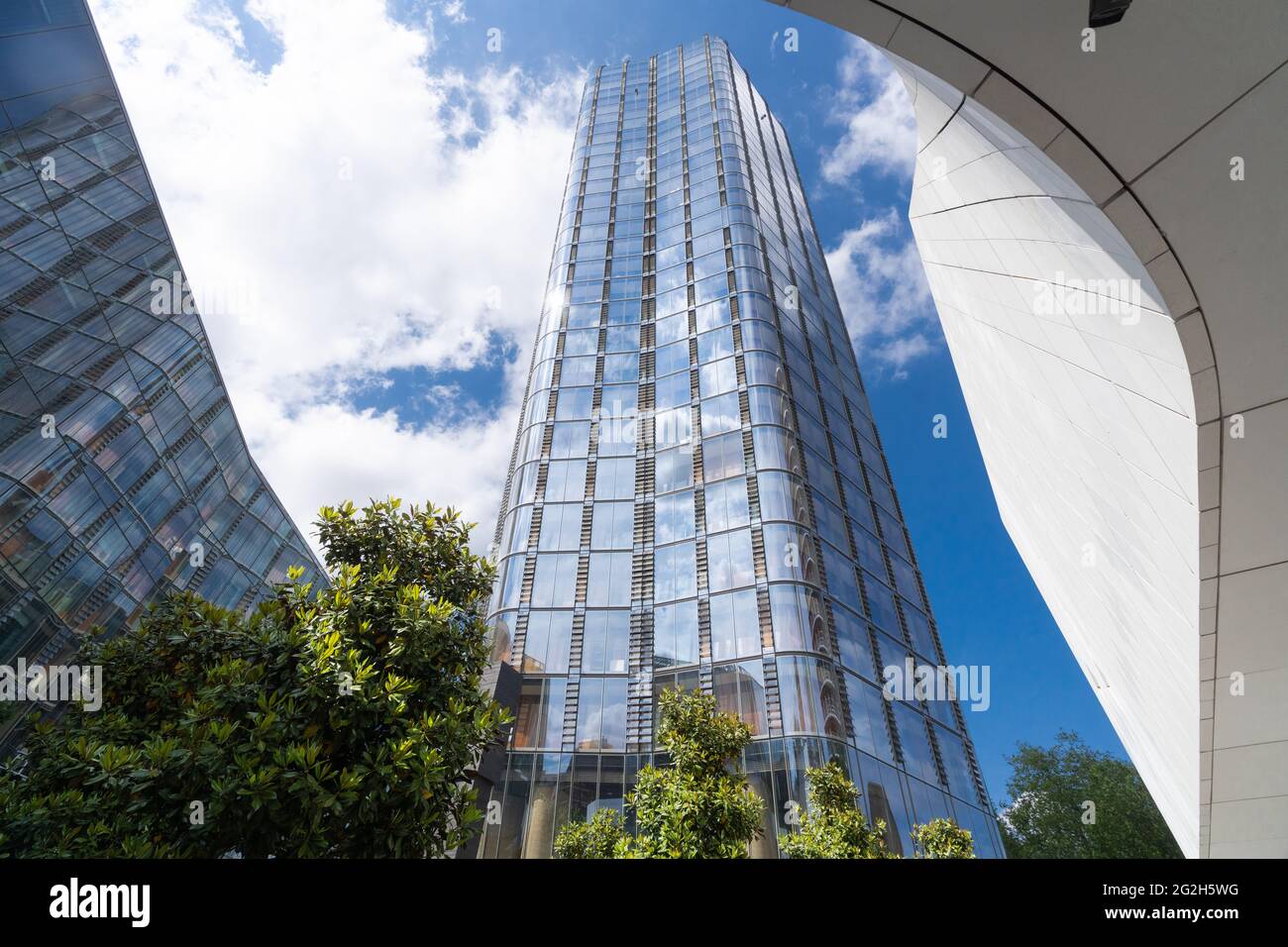 One blackfriars development, Bankside, South Bank, London, England ...
