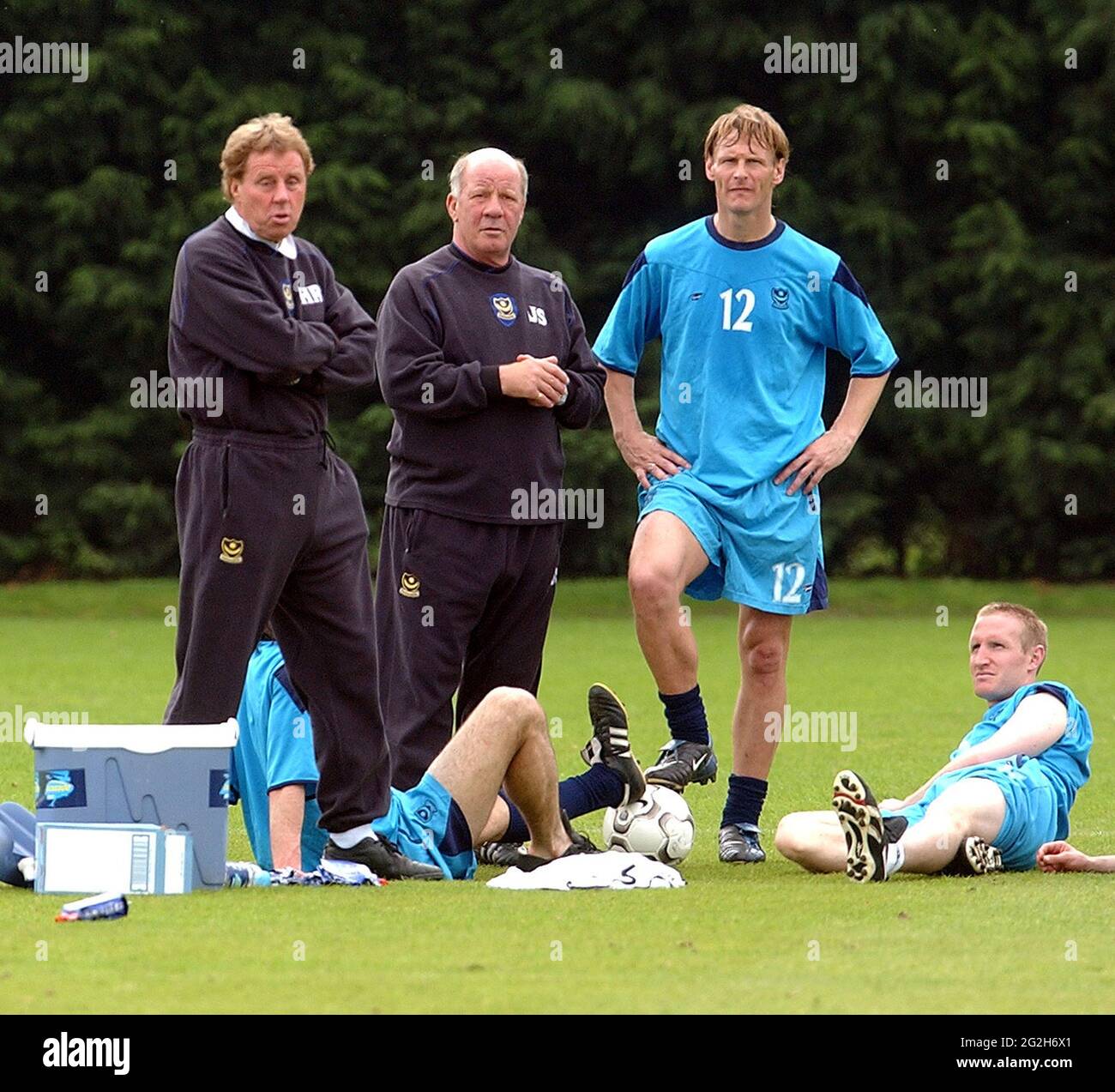 PORTSMOUTH TRAINING 13-5-04 JIM SMITH,HARRY REDKNAPP, AND TEDDY ...