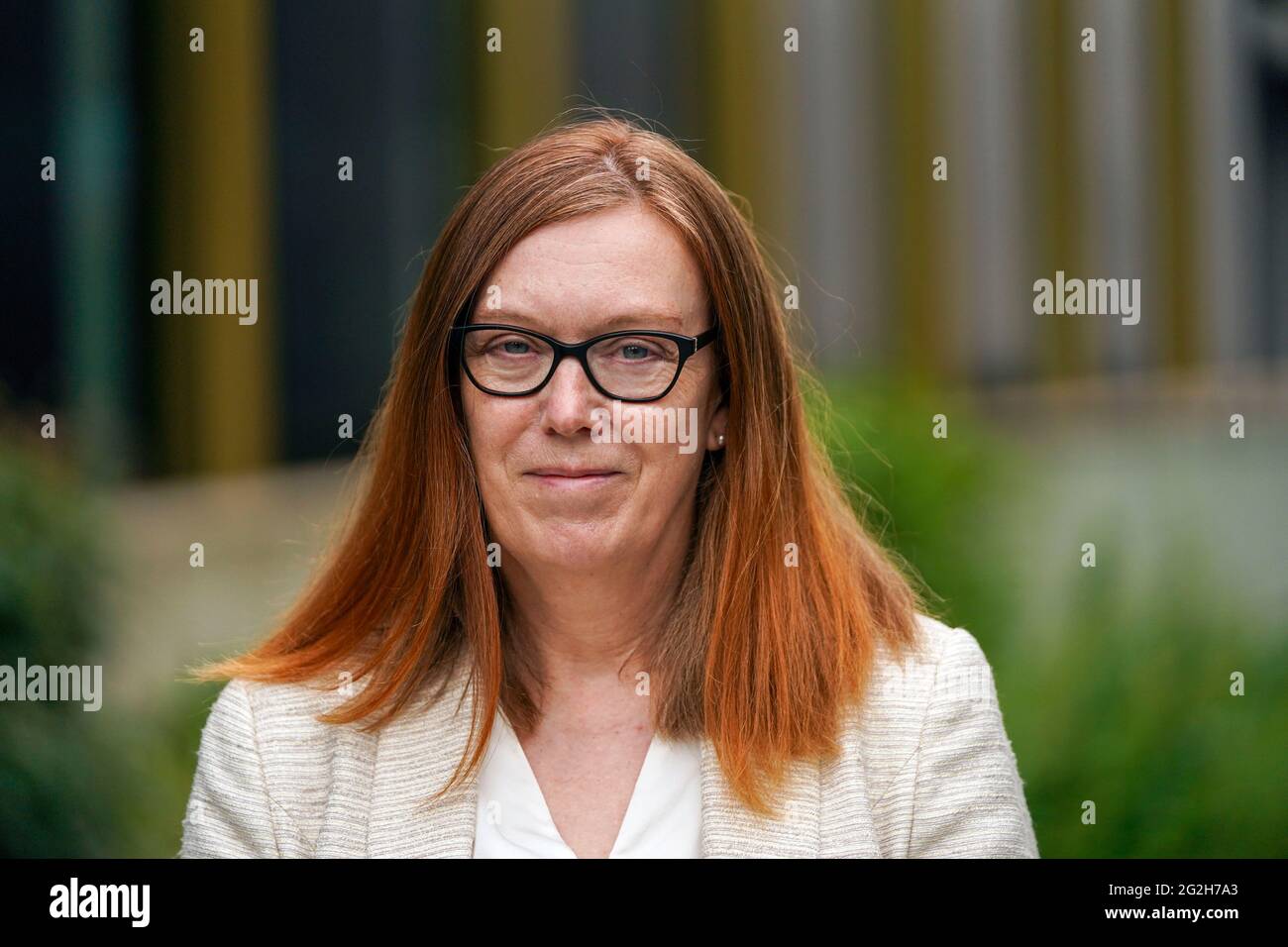 Dame sarah gilbert hi-res stock photography and images - Alamy