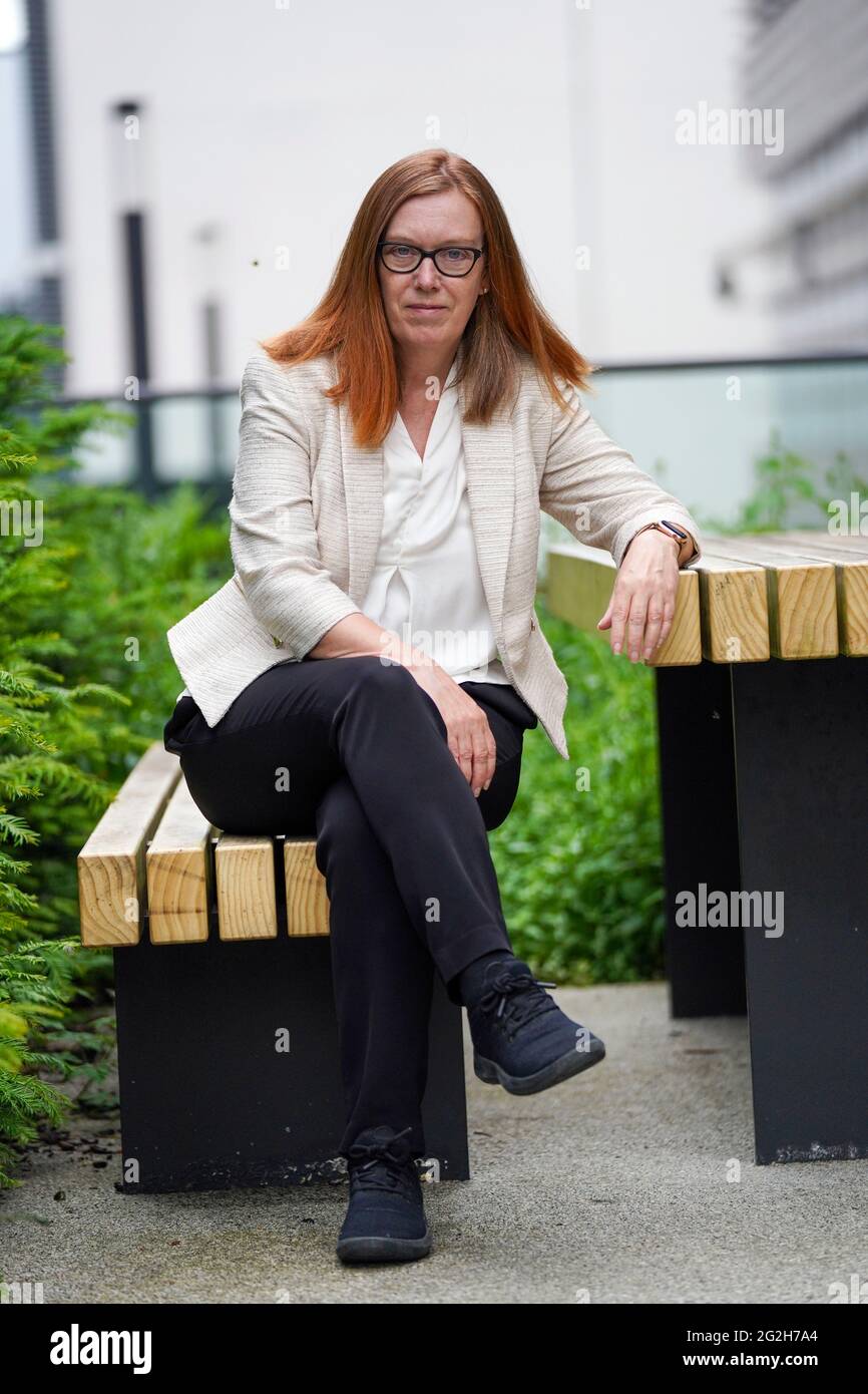 Sarah gilbert oxford hi-res stock photography and images - Alamy