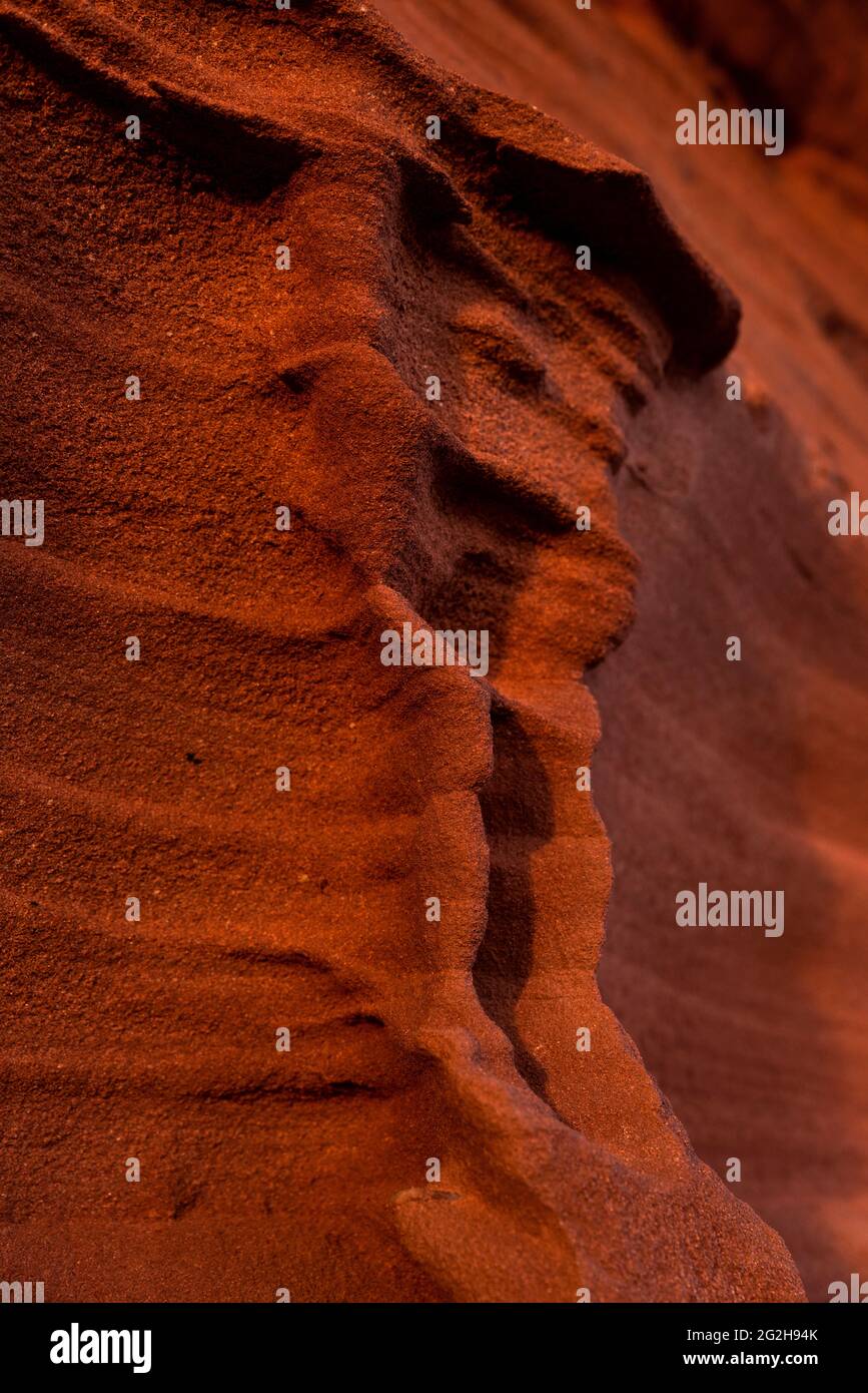 Red rocks walkway hi-res stock photography and images - Alamy