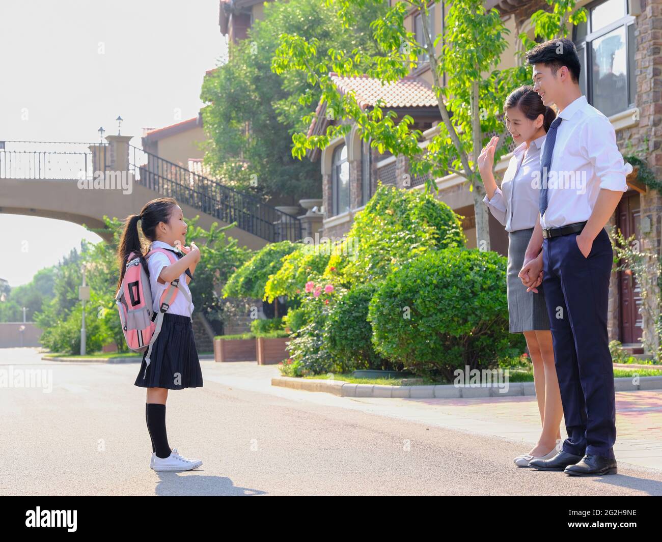 Parents child school wave hi-res stock photography and images - Alamy