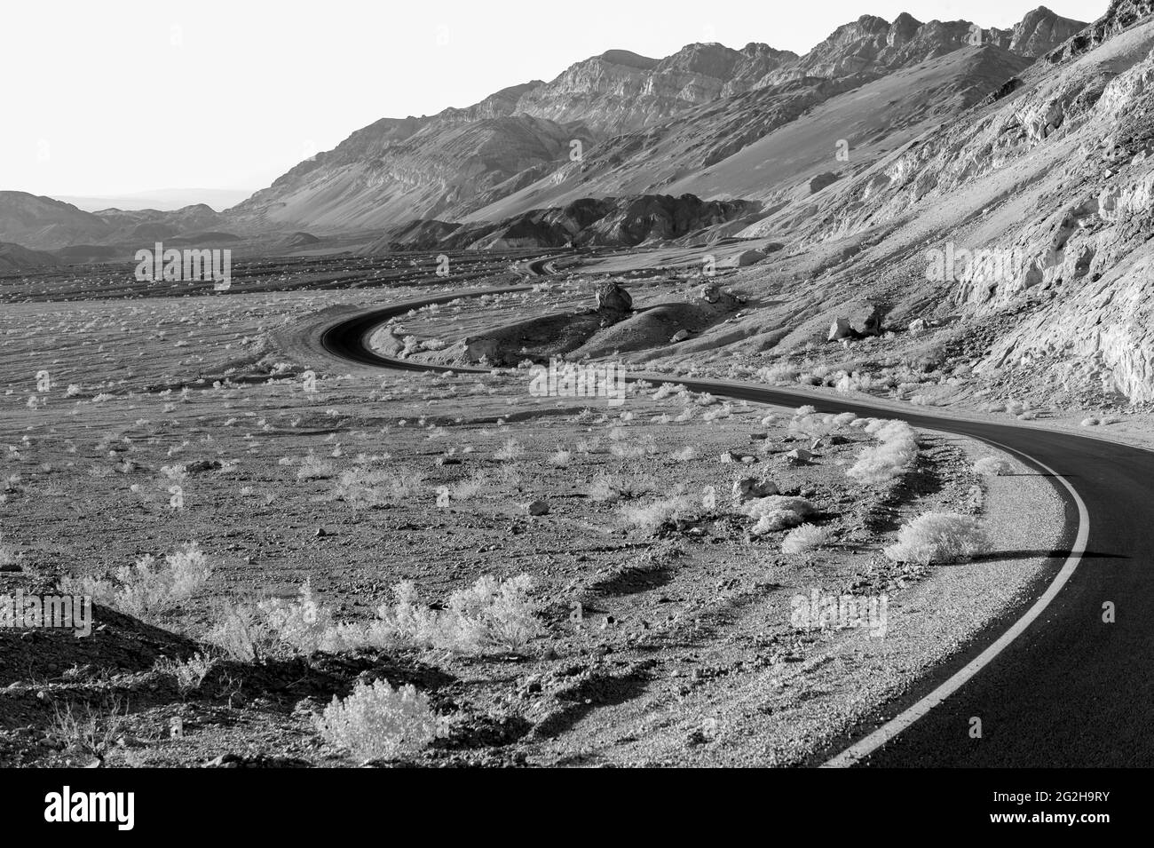 Wonderful views from the Artist's Palette Drive in Death Valley ...