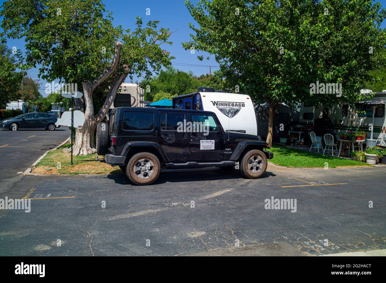 Jeep and Caravan on the Hollywood RV Park in Los Angeles, often known ...