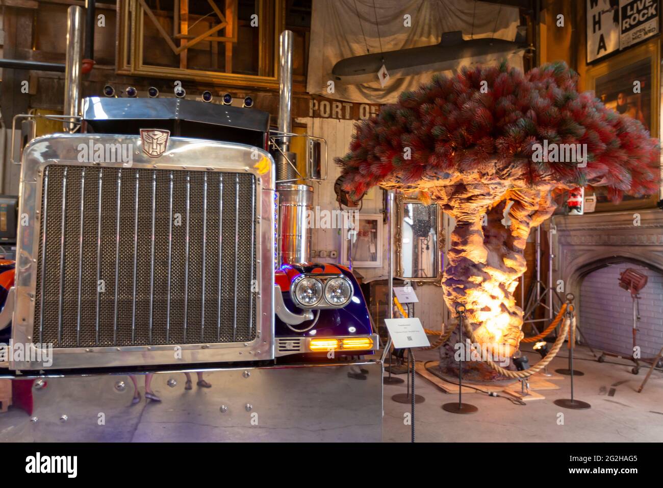 Studio Tour inside the Paramount Studios, Los Angeles, California, USA ...