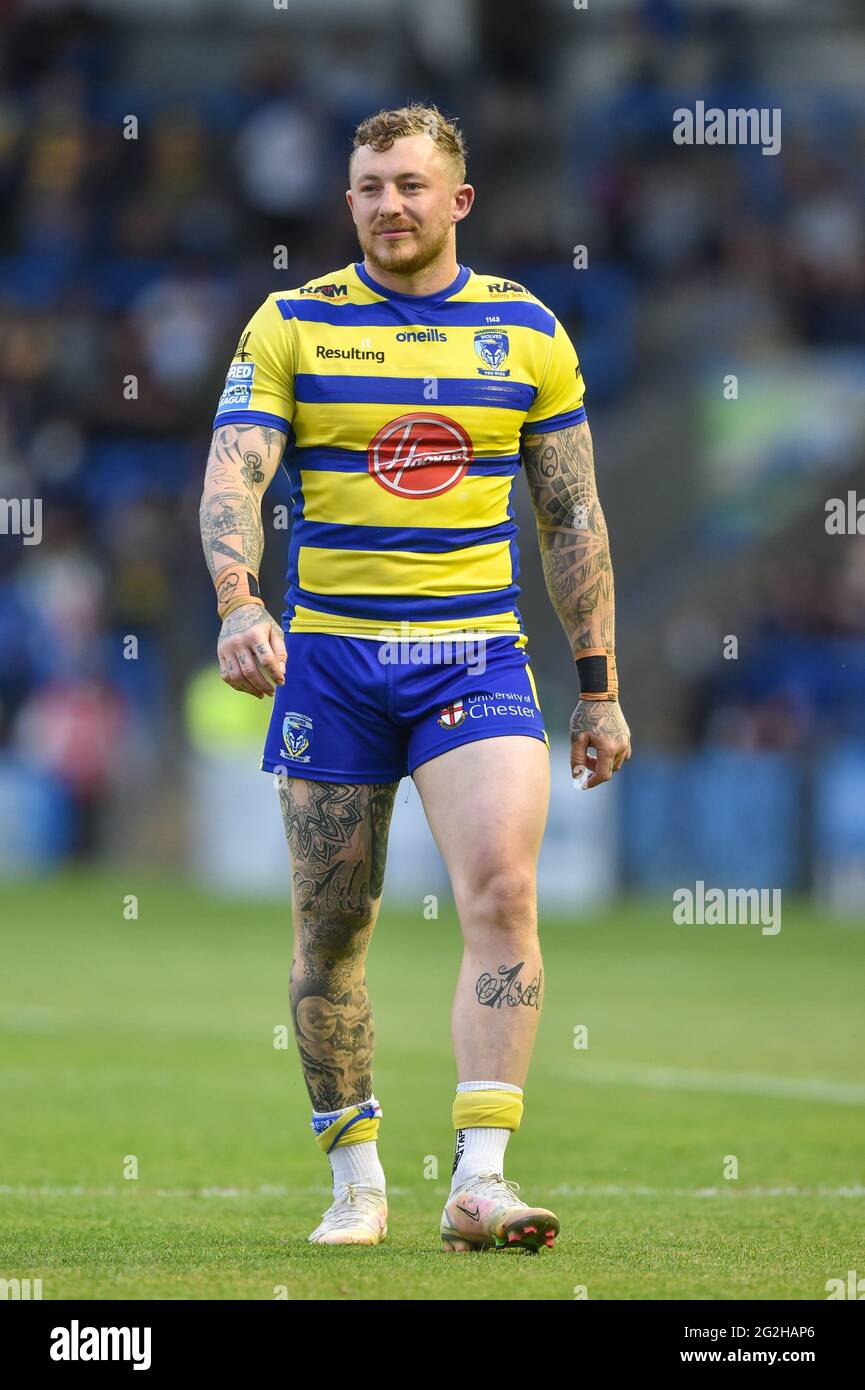 Josh Charnley (5) of Warrington Wolves during the game Stock Photo - Alamy