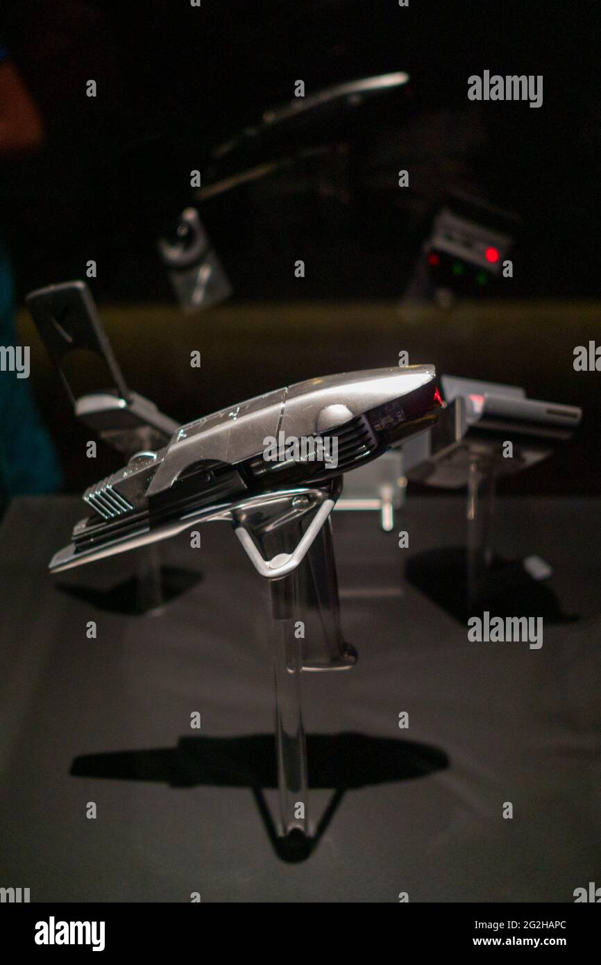 Studio Tour inside the Paramount Studios, Los Angeles, California, USA ...