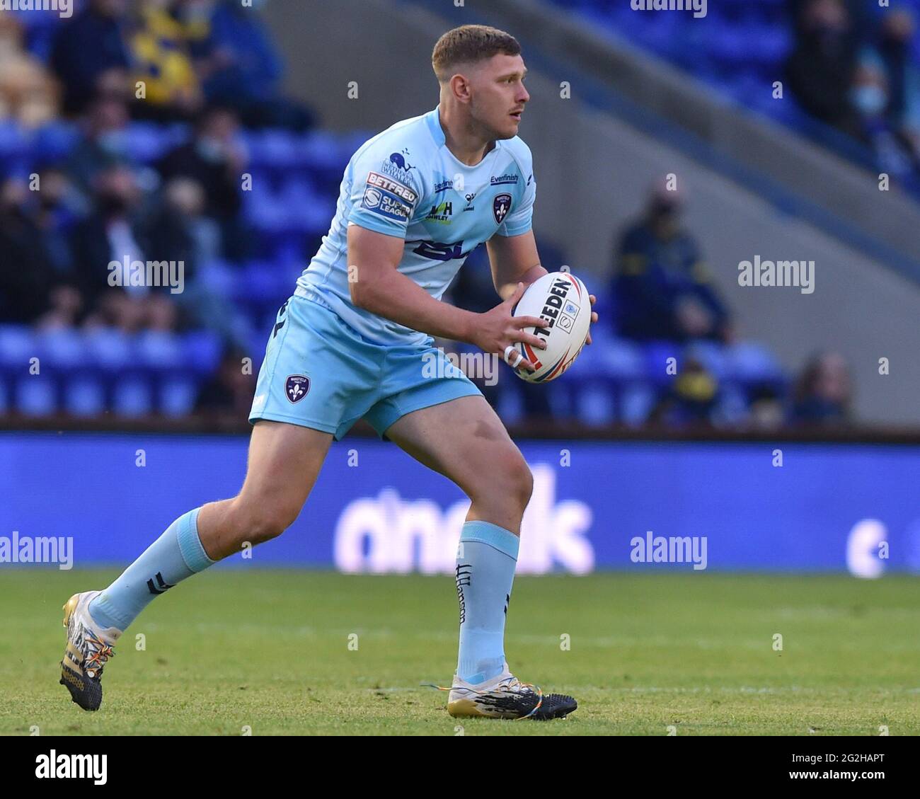 Brad Walker (25) of Wakefield Trinity in action during the game Stock ...
