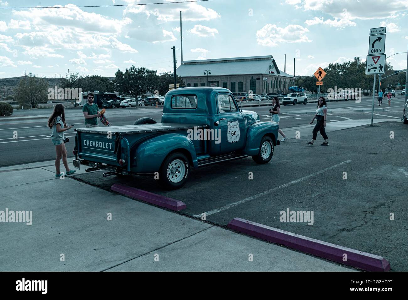 Mr. D'z famous roadside diner on historic Route 66 highway Kingman ...
