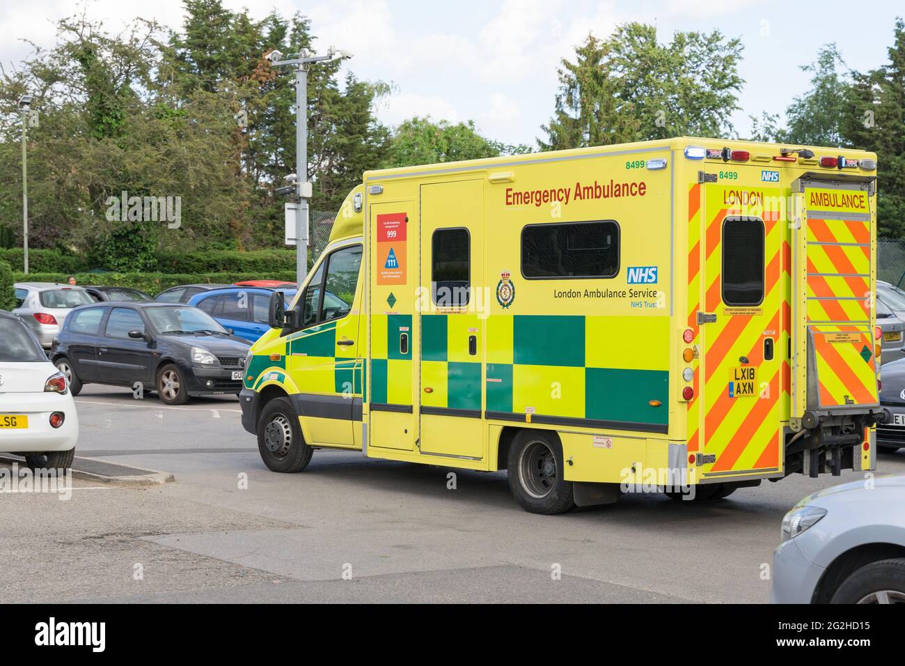 Side view of ambulance hi-res stock photography and images - Alamy