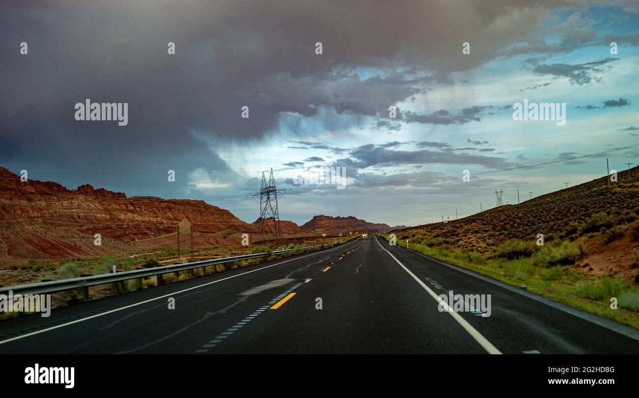 Highway on a mountain hi-res stock photography and images - Alamy