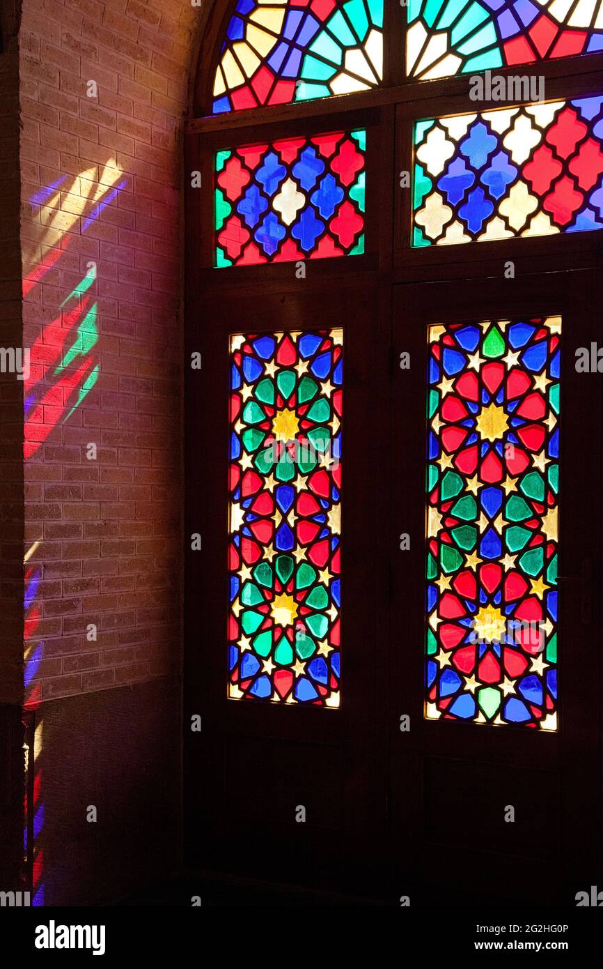 Stained glass window, Nassir al-Molk Mosque (pink) in Shiraz, Iran ...