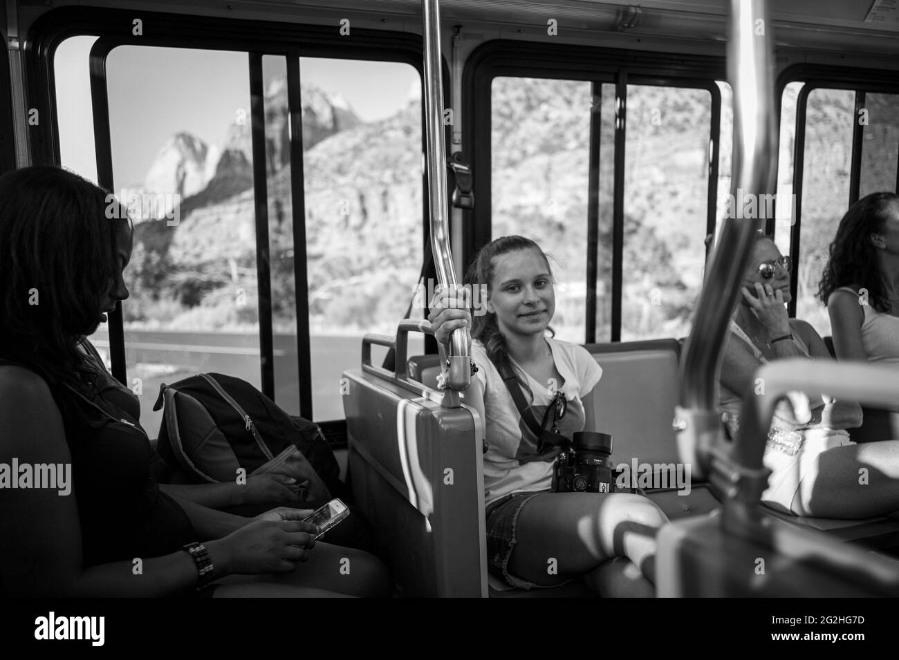 Girl in zion national park hi-res stock photography and images - Alamy