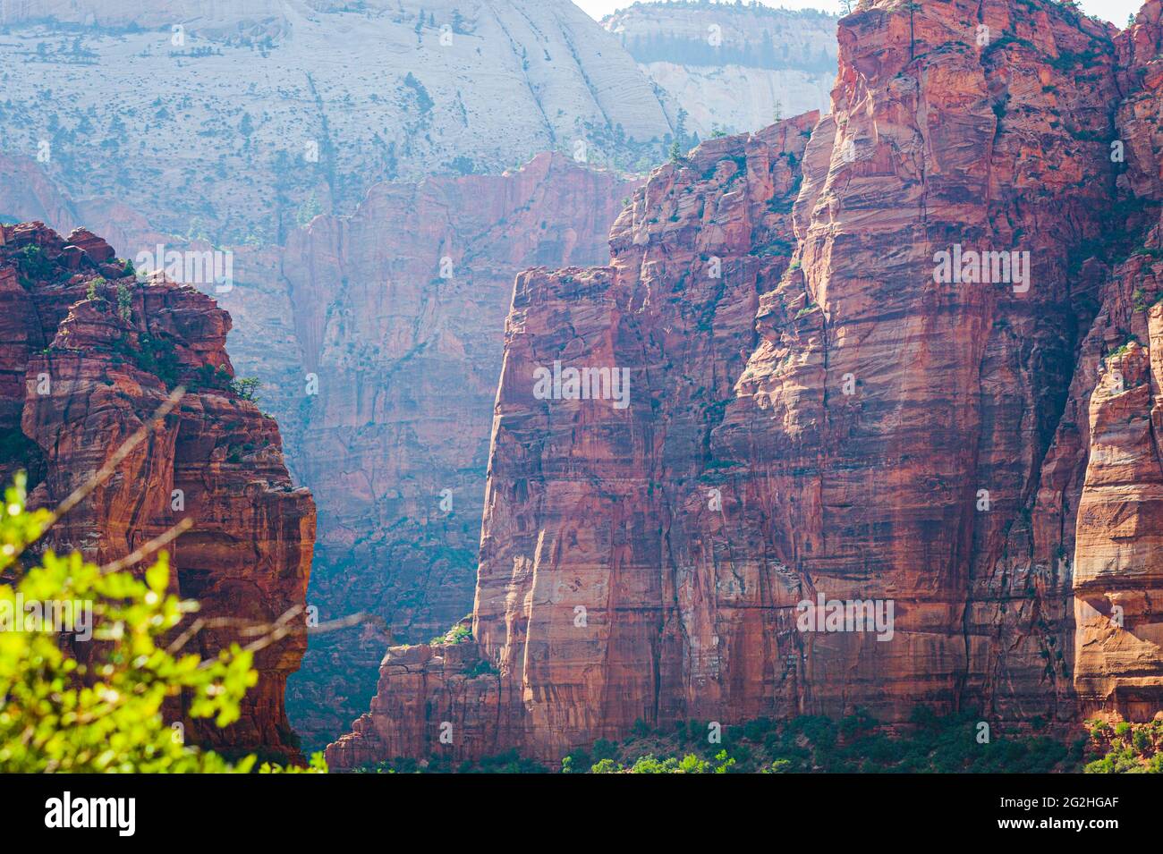 Colorful rocks hi-res stock photography and images - Alamy