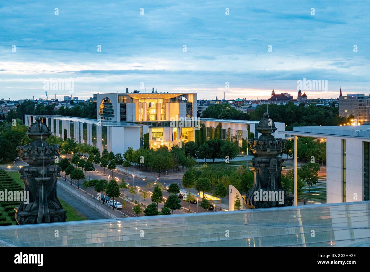 View of the Federal Chancellery from the roof terrace of the Reichstag ...