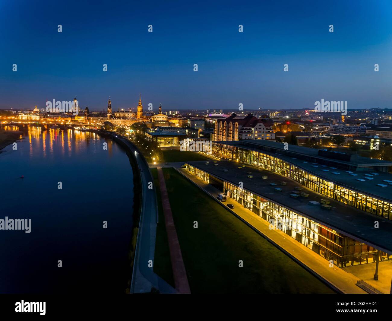 Experimentation control center hi-res stock photography and images - Alamy