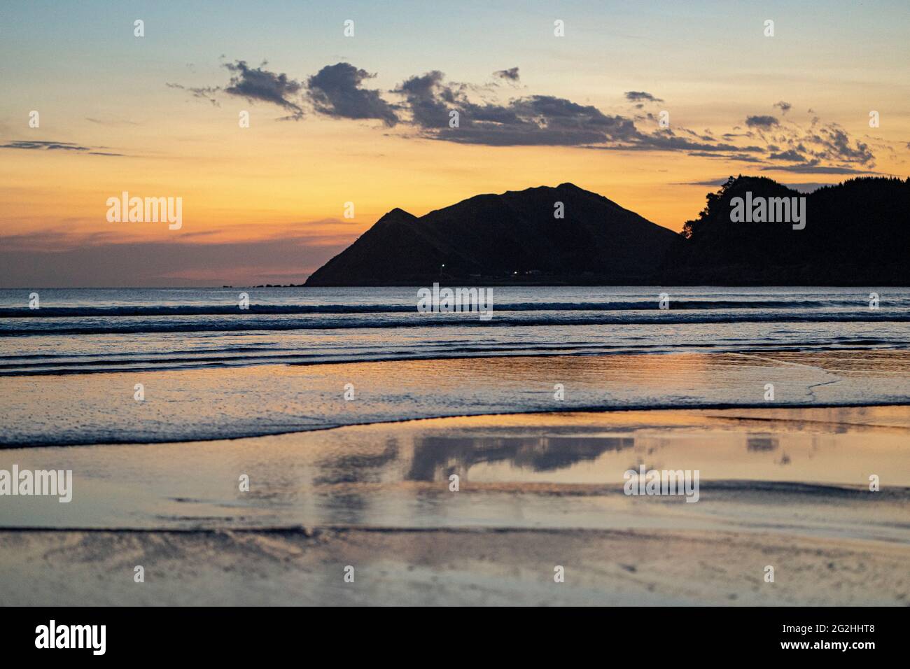 Mahia beach hi-res stock photography and images - Alamy