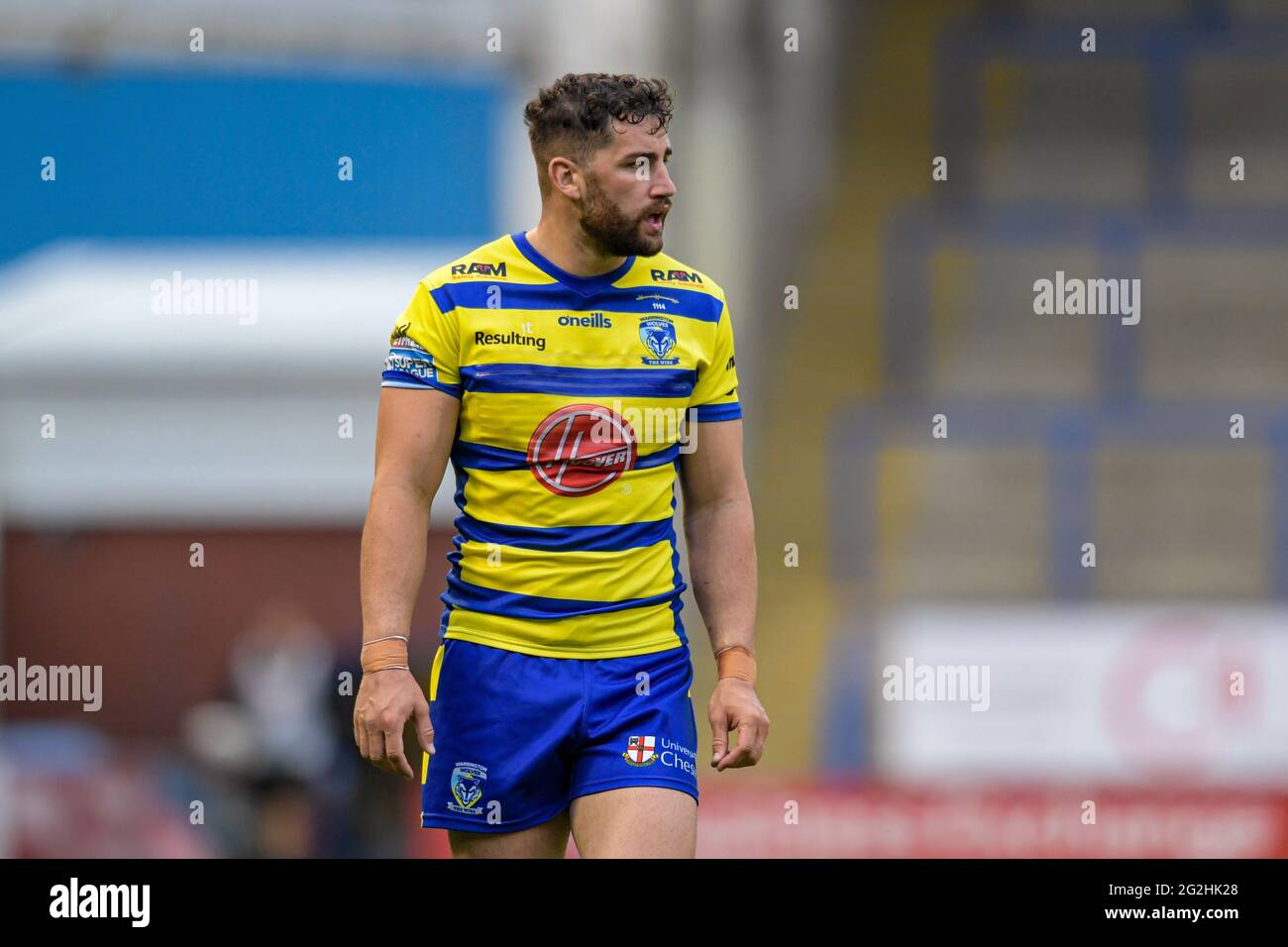 Toby King (4) of Warrington Wolves in action during the game Stock ...