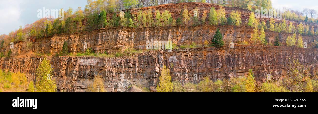 Open quarries hi-res stock photography and images - Alamy