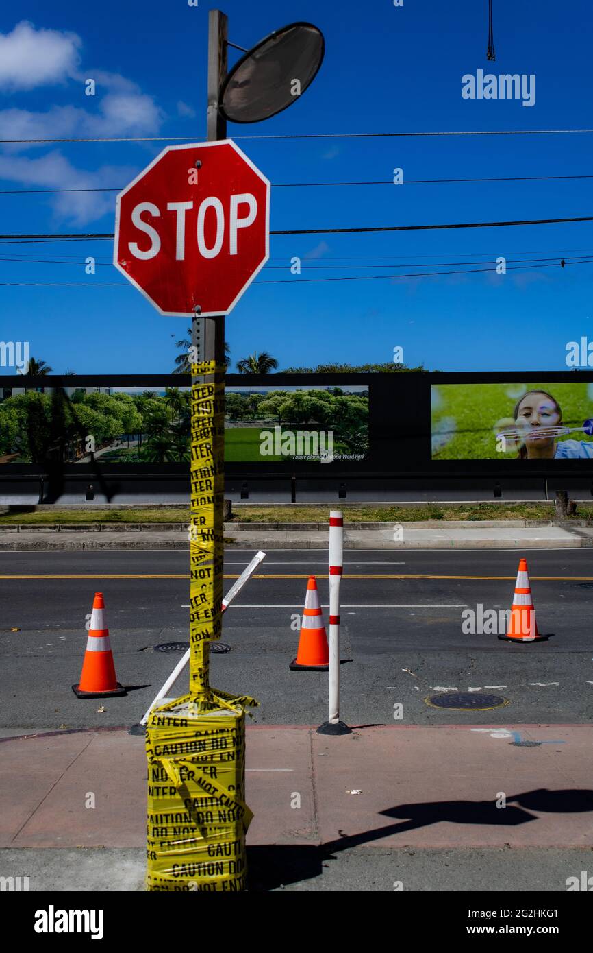 Stop sign construction hi-res stock photography and images - Alamy