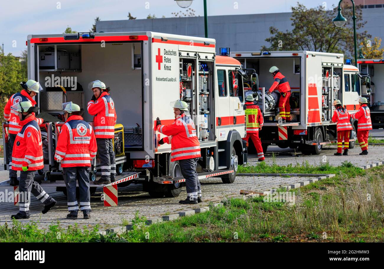 Civil defense building hi-res stock photography and images - Alamy