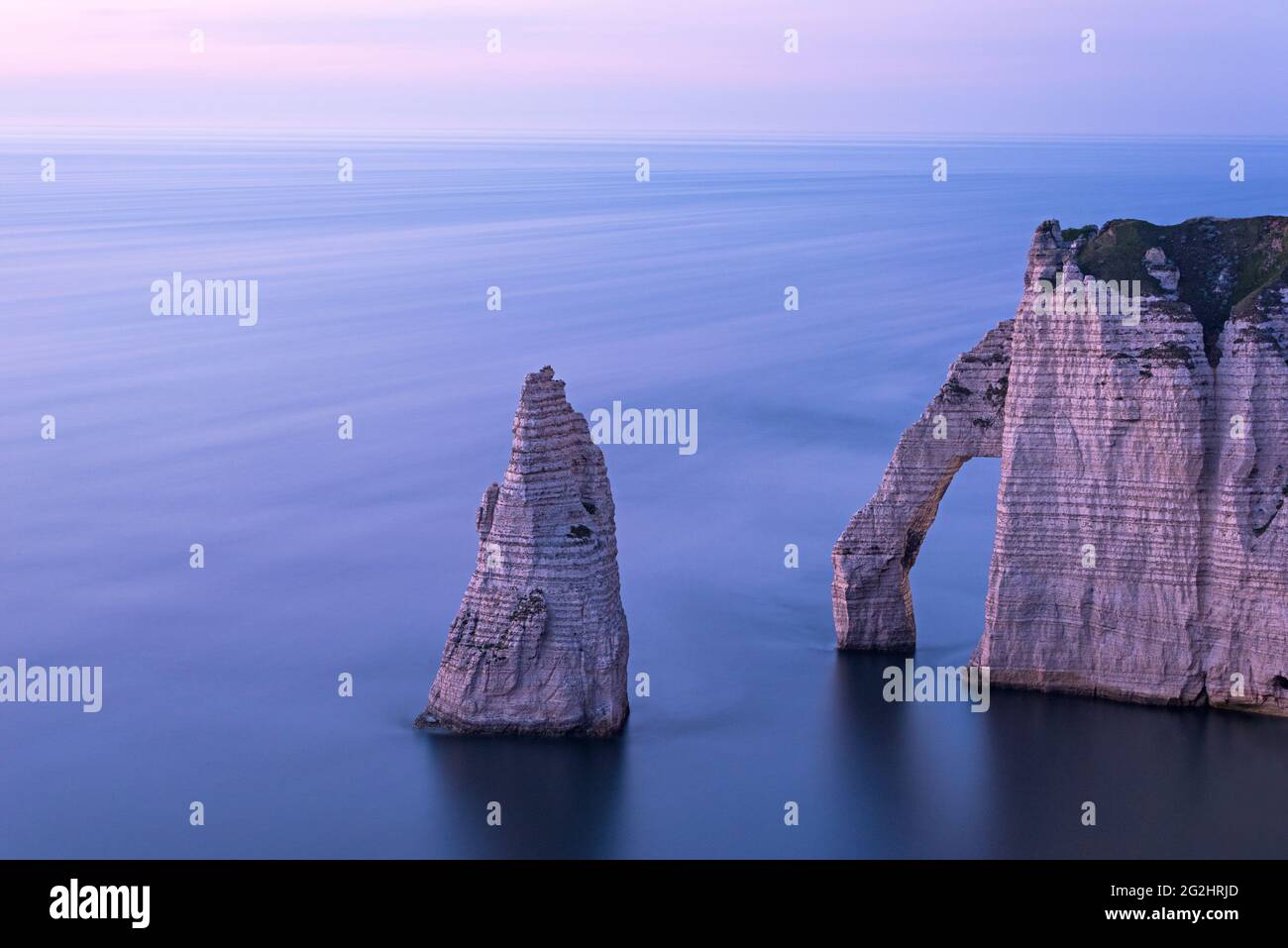 Chalk coast near Etretat, Porte d'Aval rock gate and Aiguille d'Etretat ...