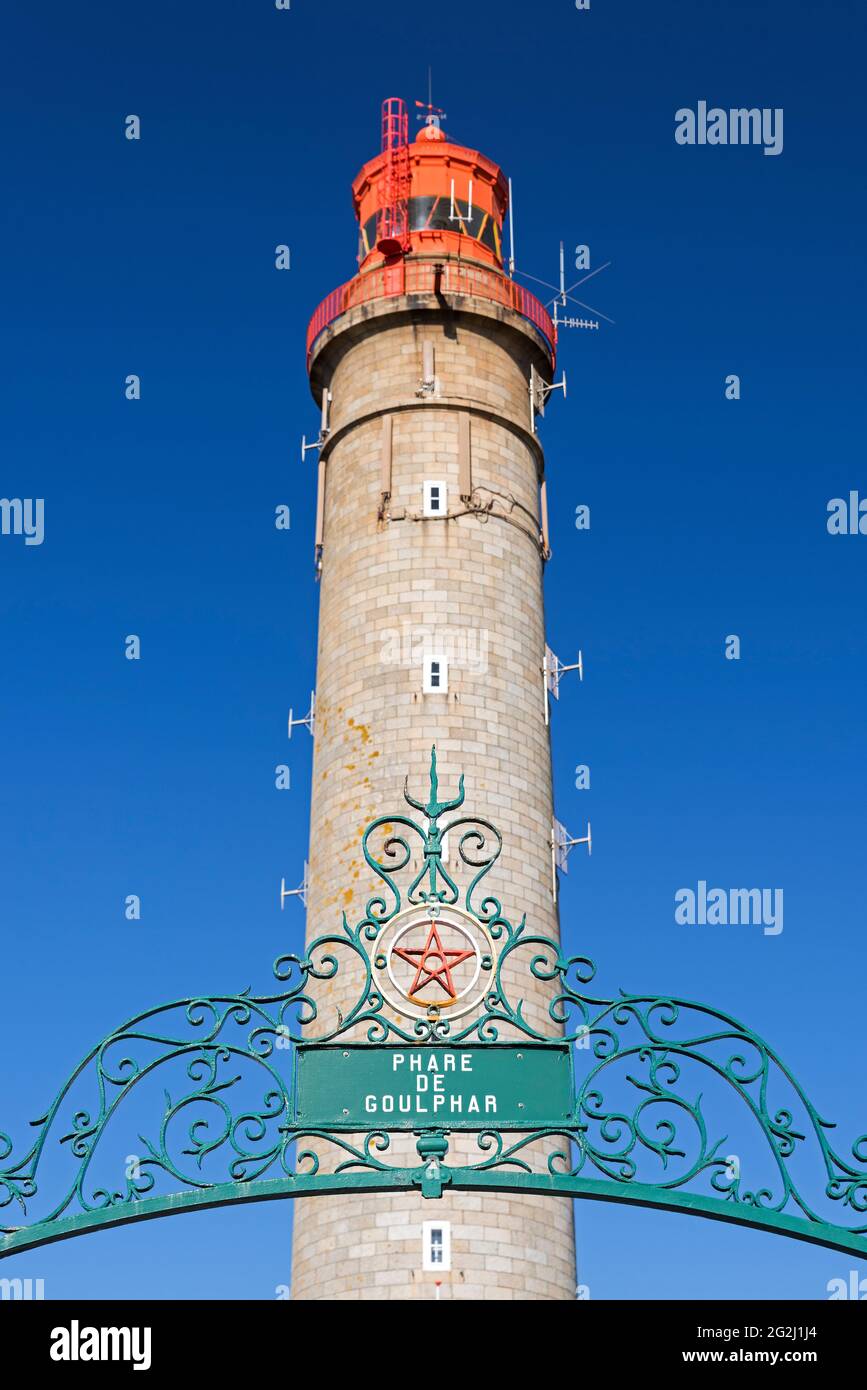 Wrought iron lighthouse hi-res stock photography and images - Alamy
