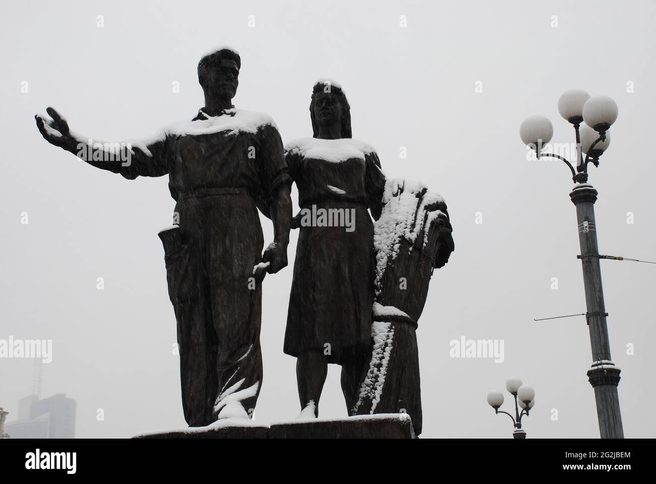 Soviet era statue Stock Photo - Alamy