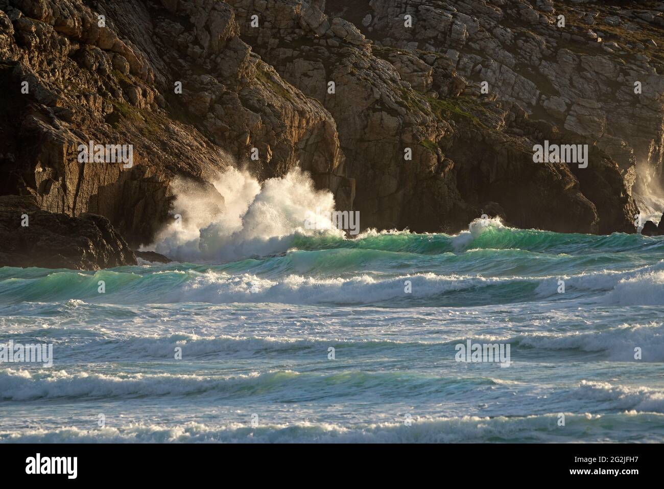 Ile de re france surfing hi-res stock photography and images - Alamy