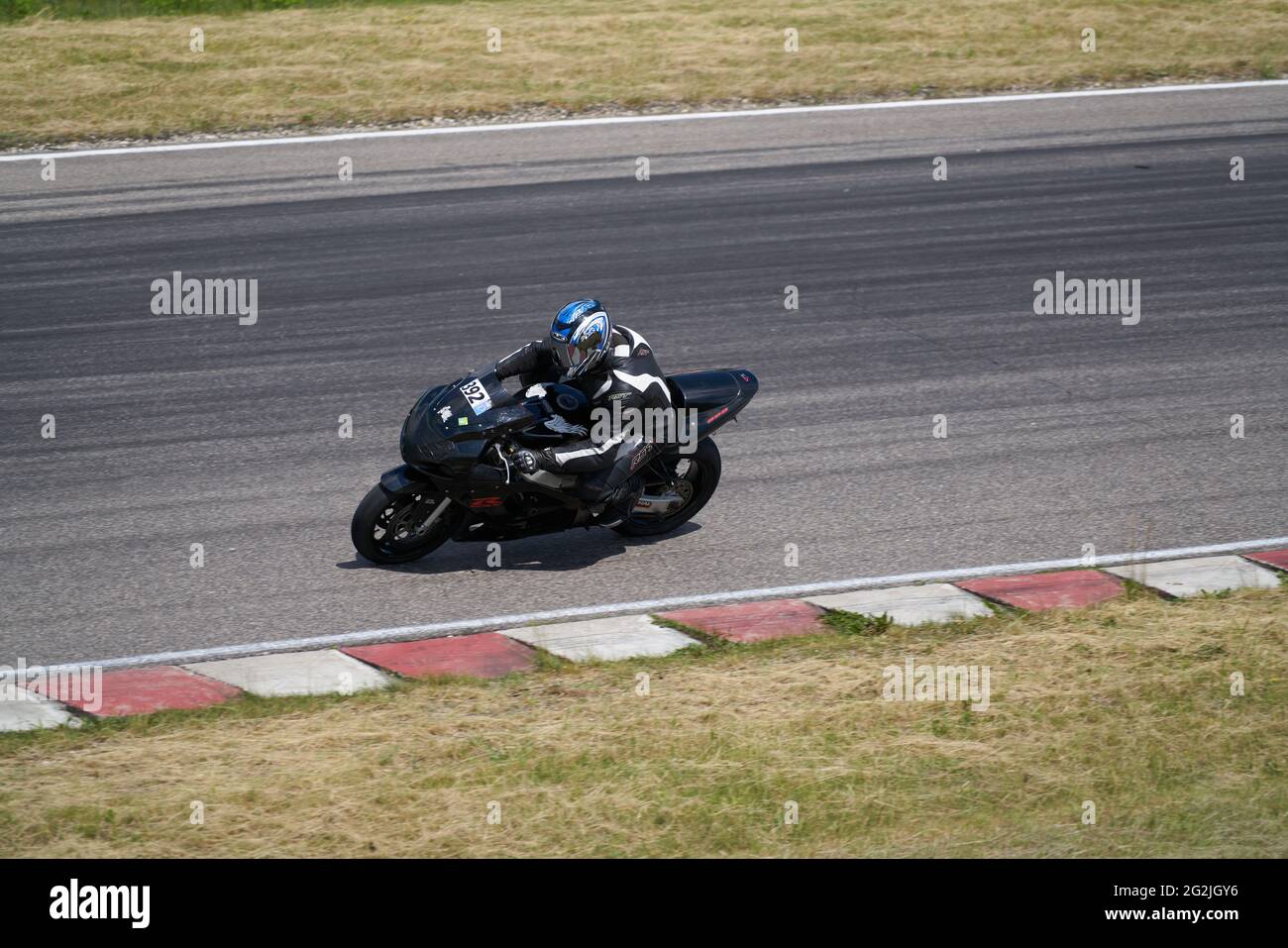 Red and black motor bike hi-res stock photography and images - Alamy