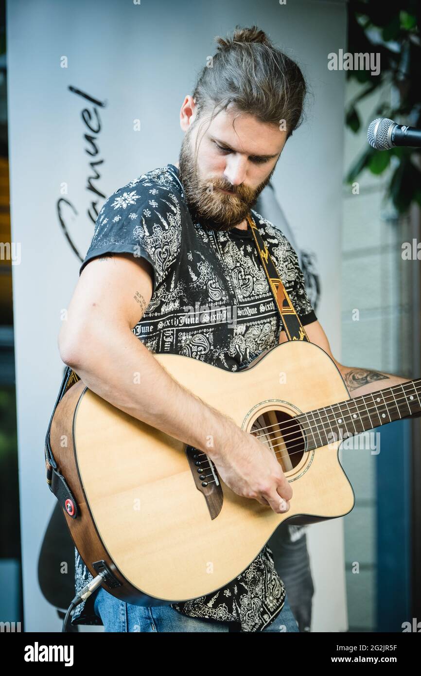 Chris samuel hi-res stock photography and images - Alamy