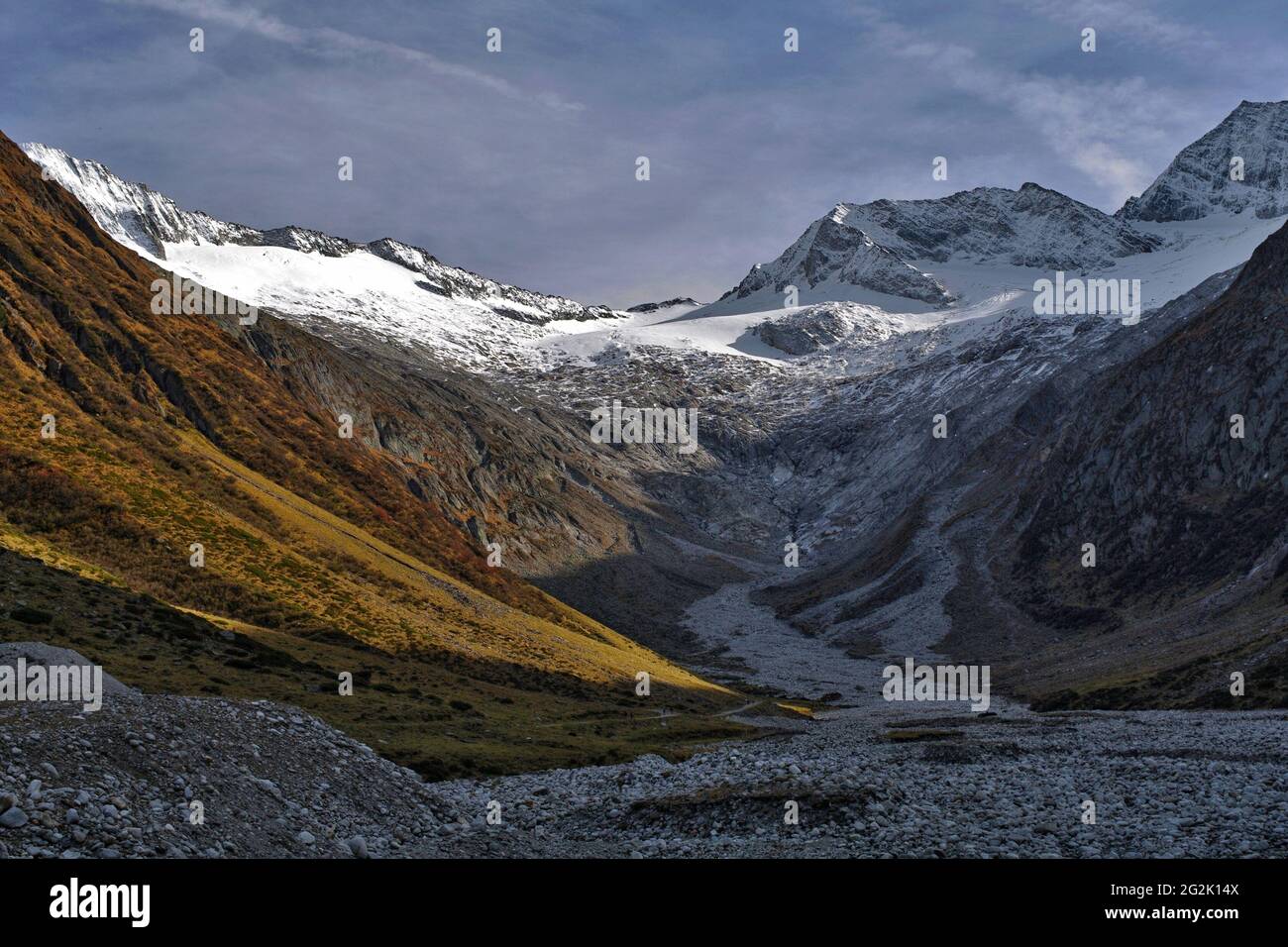 Alpine peaks covered hi-res stock photography and images - Alamy
