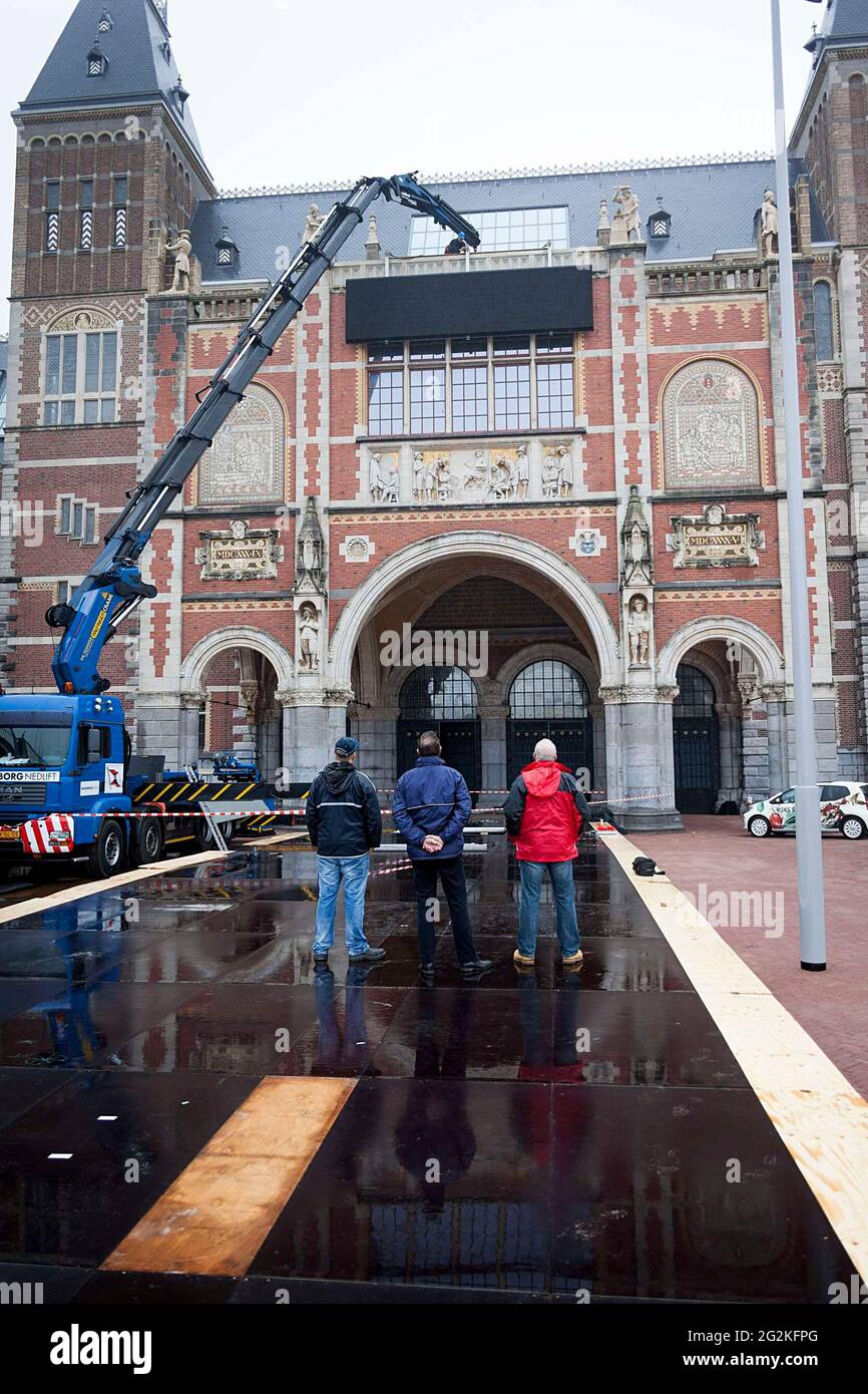 Aftelklok hi-res stock photography and images - Alamy