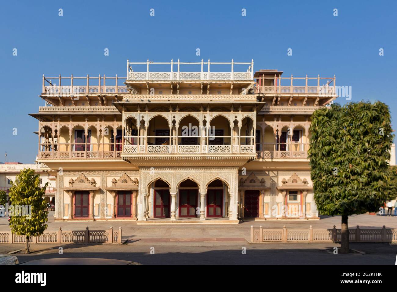City palace jaipur blue hi-res stock photography and images - Alamy