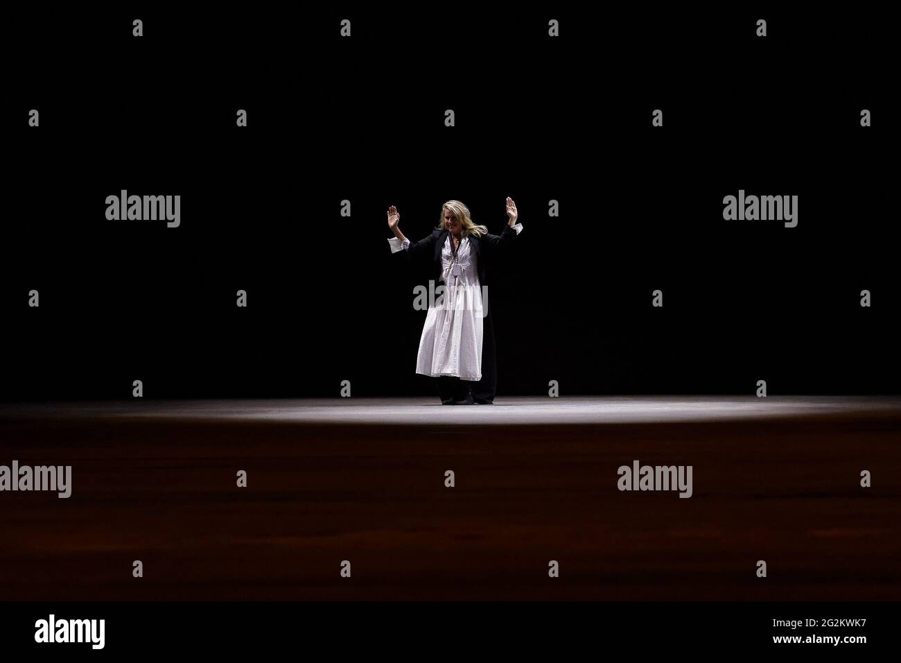 Designer Kit Willow thanks the audience following the KITX show during ...