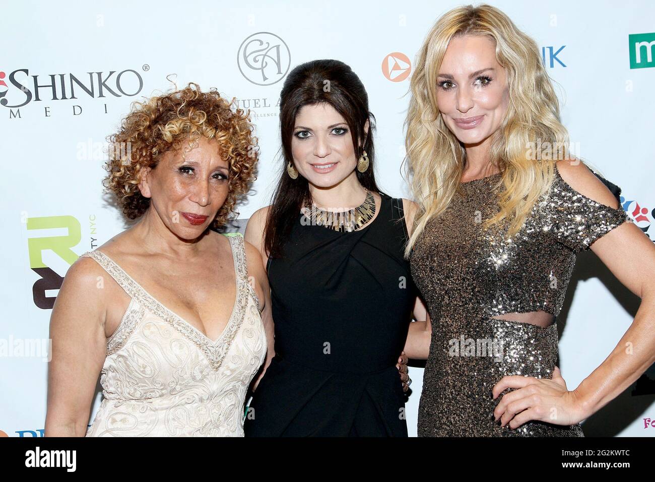 New York, NY, USA. 1 May, 2012. Liz Russell, WPIX TV News Anchor Tamsen ...