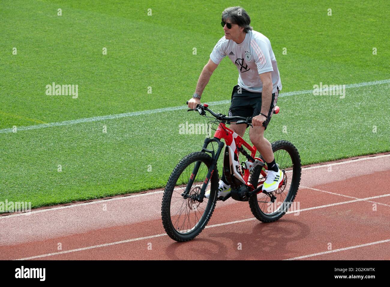 Herzogenaurach, Germany. 12th June, 2021. Football: European Championship, national team ...