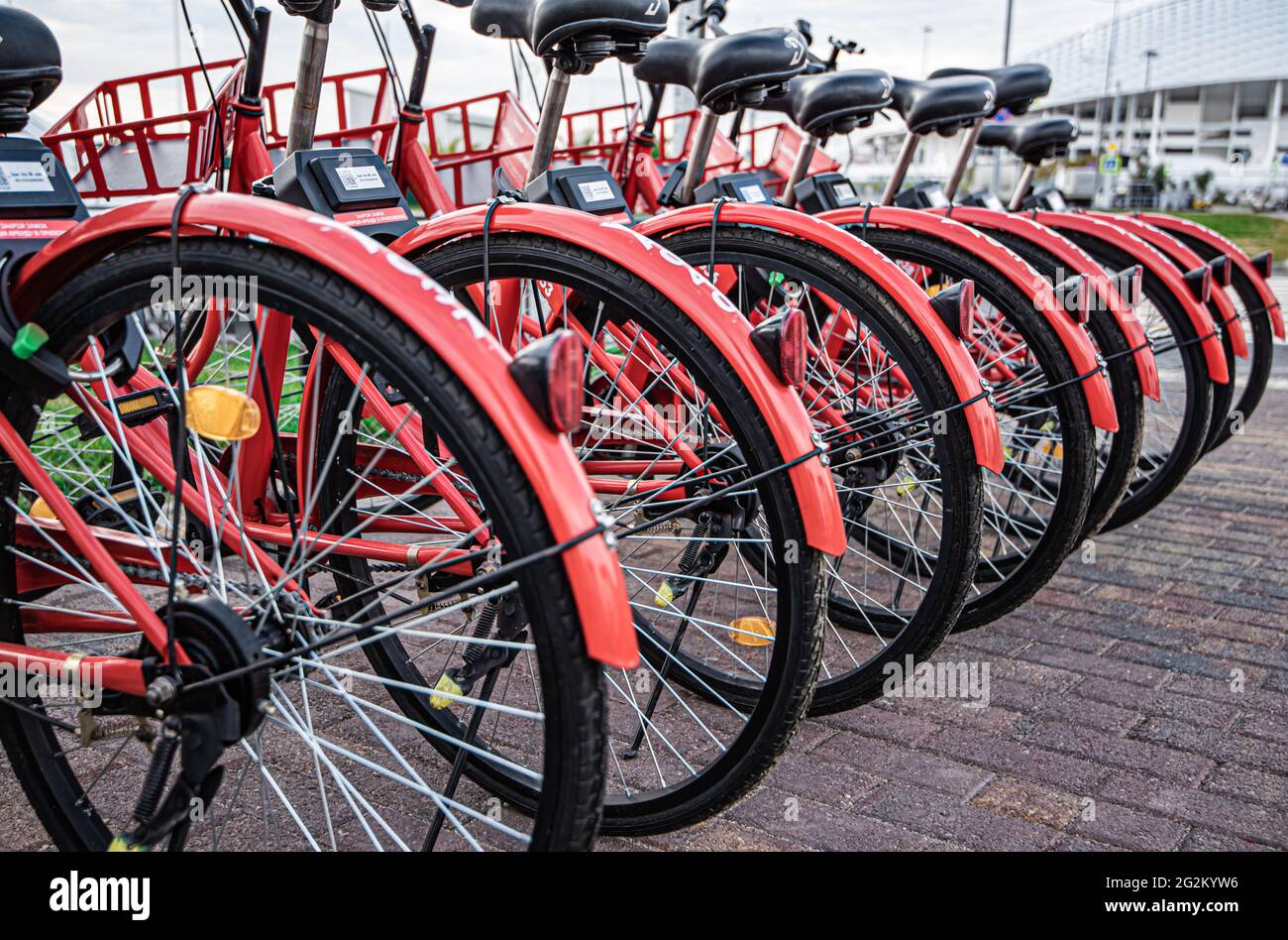 Red bikes hi-res stock photography and images - Alamy