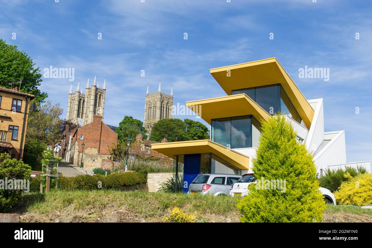 Ultra modern architecture hi-res stock photography and images - Alamy