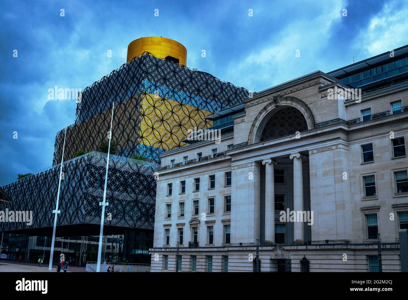 Modern library buildings hi-res stock photography and images - Alamy