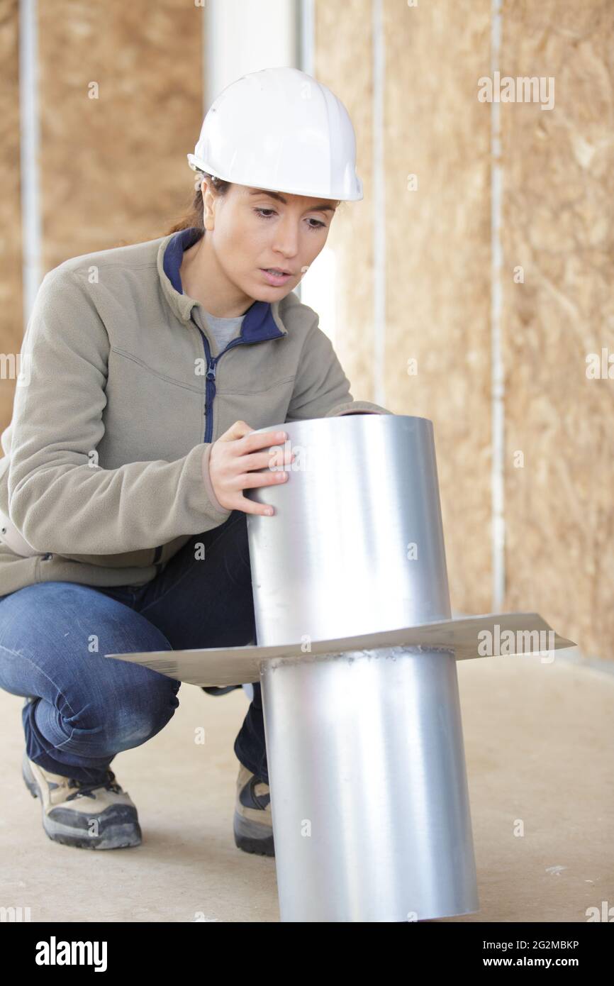 Replacing pipes hi-res stock photography and images - Alamy