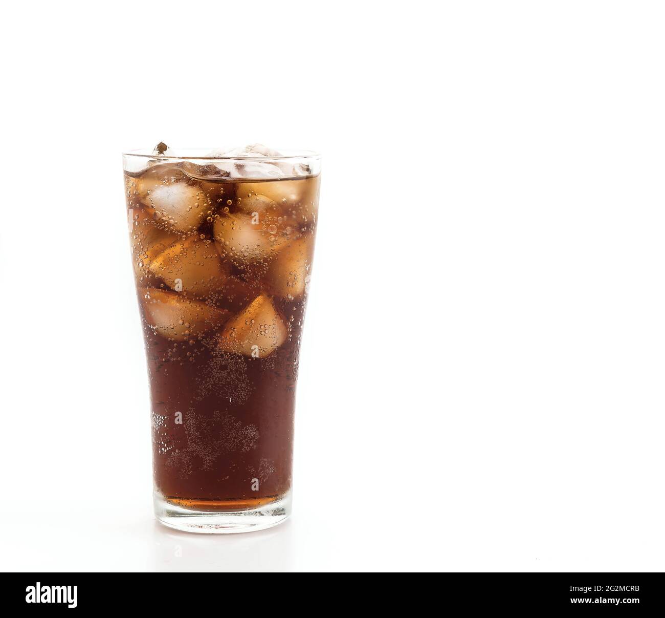 Pouring coca cola glass hi-res stock photography and images - Alamy