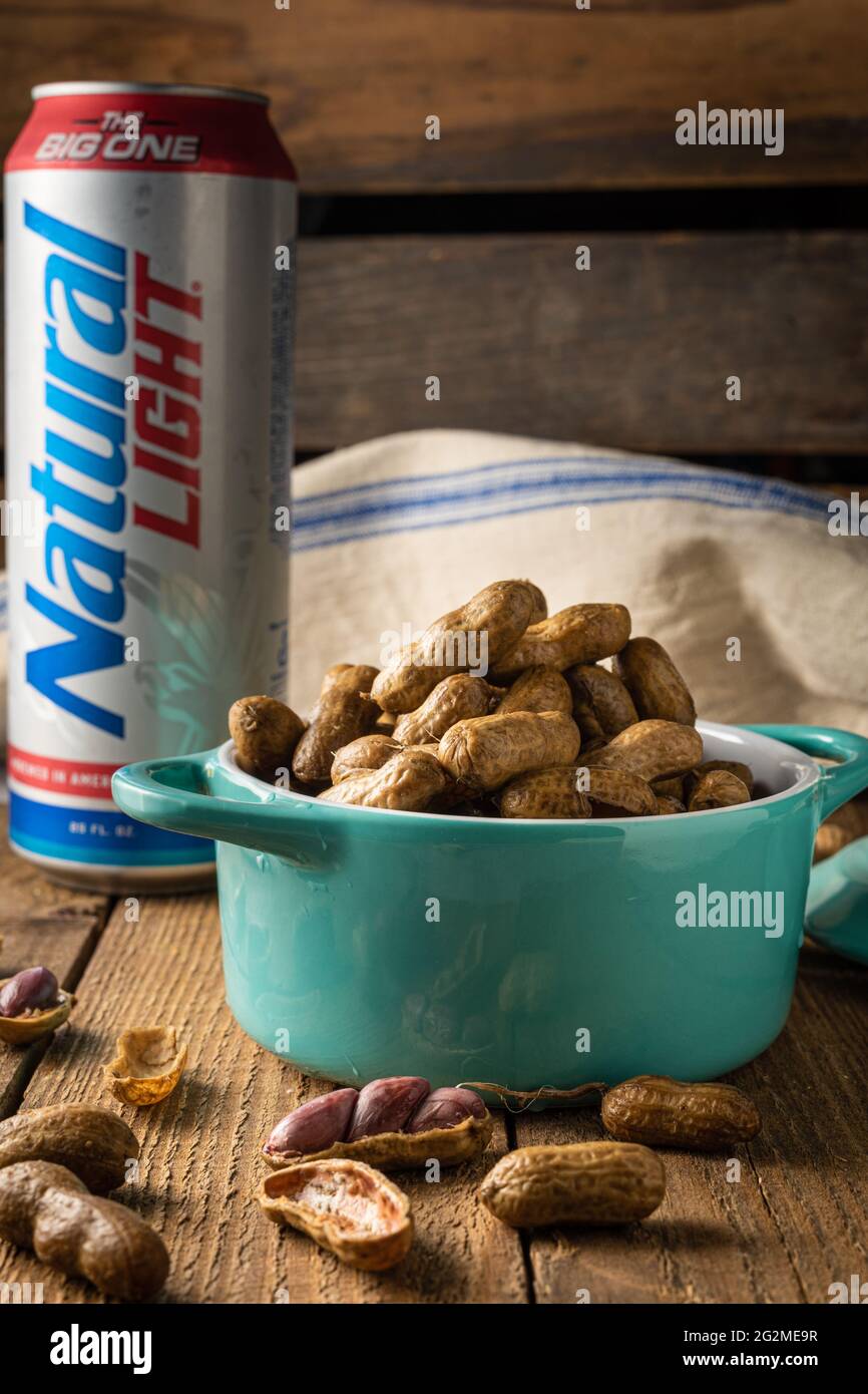 Natty light beer hi-res stock photography and images - Alamy