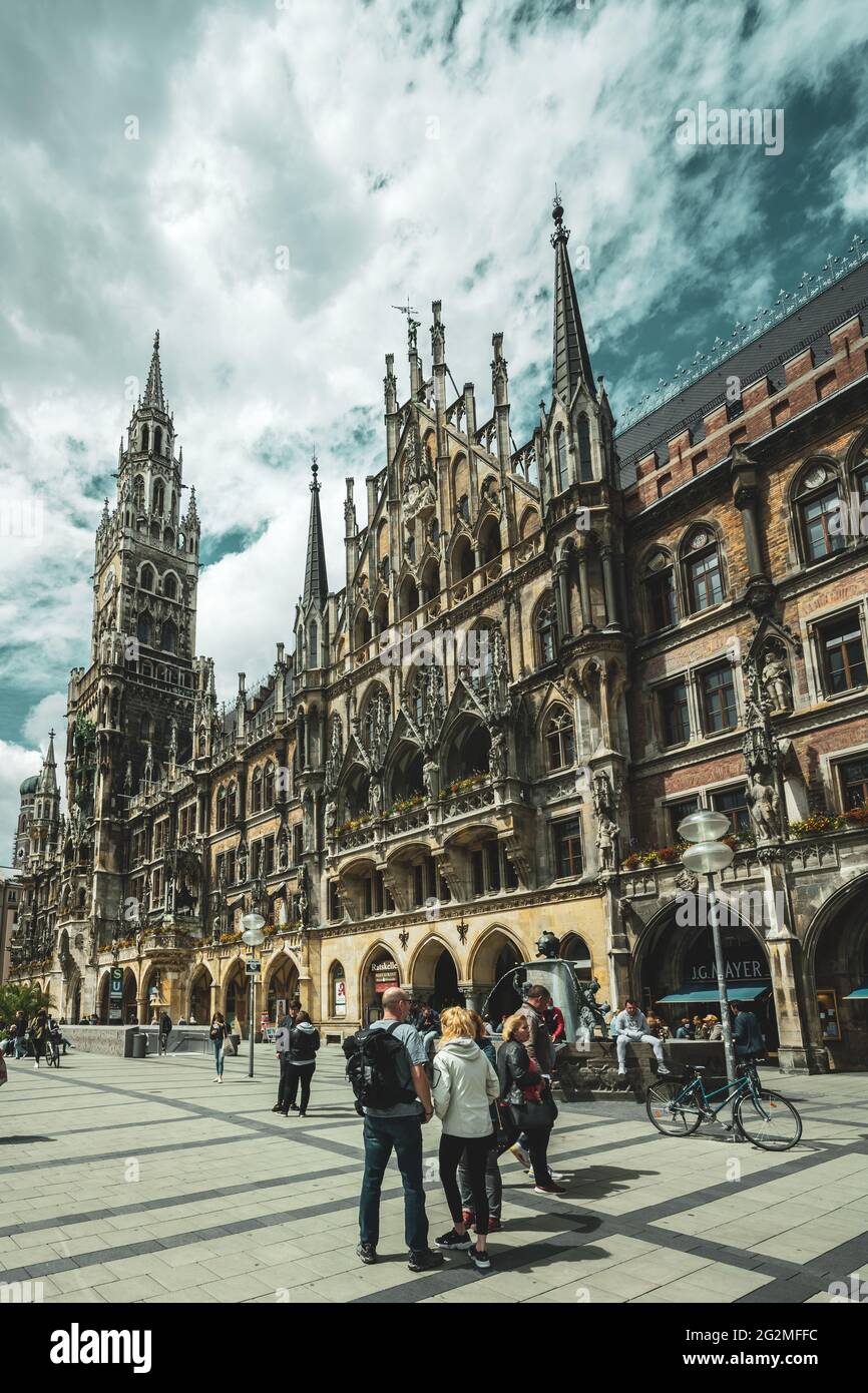 Marienplatz in munchen hi-res stock photography and images - Alamy